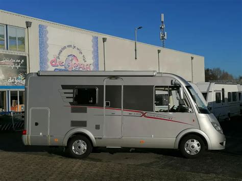 Hymer Exsis I 512 Compact Lengte Hefbed Bij De Jong Hattem Te