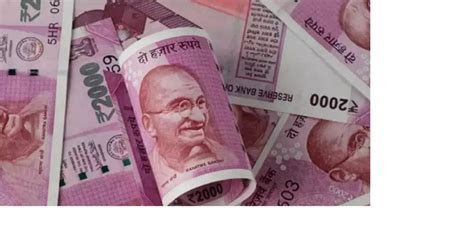 Rbi Withdraws Rs 2000 Currency Notes After Introducing Them In 2018