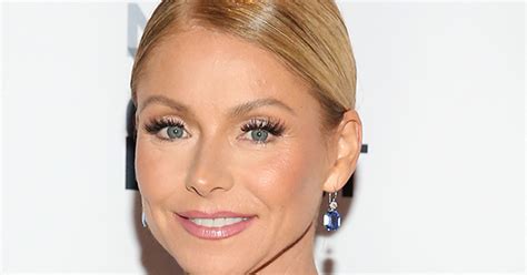 Kelly Ripa Just Showed Off Her New Eyebrows Purewow