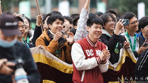新生运动会：在青春的赛道上尽情奔跑