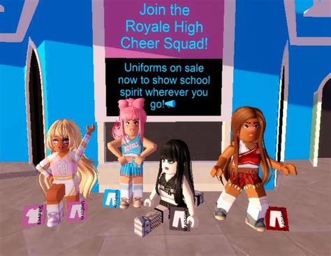 Recreating I Guess The Royale High Cheerleaders R Royalehigh Roblox