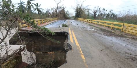 Colapsa Un Puente Que Conecta A Toa Baja Con Dorado Primera Hora