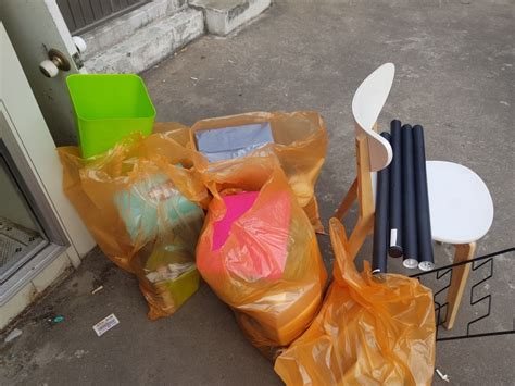 구로구 개봉동 가정폐기물 버리는 법 생활 폐기물 처리비용 쓰레기 분리수거 이사 폐기물 버려주는 곳 가구 폐기 가정집 정리 살림살이 처분 의자 치우기 이불 버리는 비용