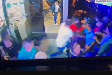 Segurança é morto a tiros após discutir cliente em bar no litoral