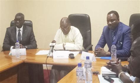 Le Hadj 2019 Va Coûter 2 250 000 F Pour Chaque Pèlérin Ministère De