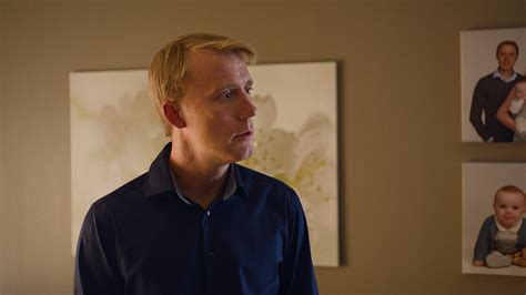 Savoir 死了一個右派政治家庭出身的男孩之後意外之後