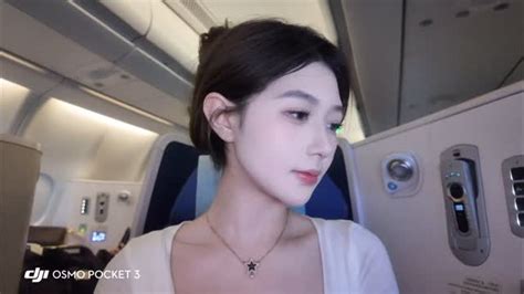 没有邓子怡 Dengziyiii • Instagram Photos And Videos