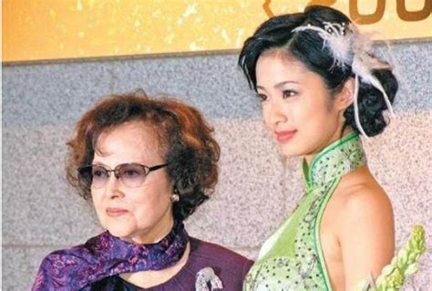她本應該被槍斃的女漢奸，在槍斃前拿出一物，被無罪釋放 每日頭條