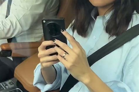 Oneplus Open Le Smartphone Pliant Apparaît Avant Son Annonce