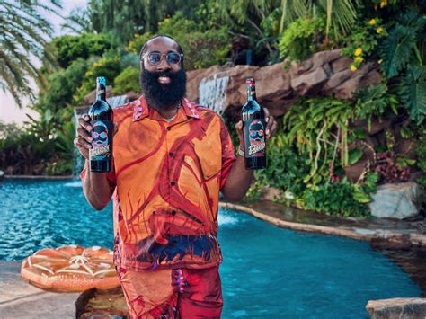 【名人愛酒】nba球星哈登斜槓「賣酒郎」，因球隊晚宴和紙牌遊戲愛上葡萄酒 Tatler Asia
