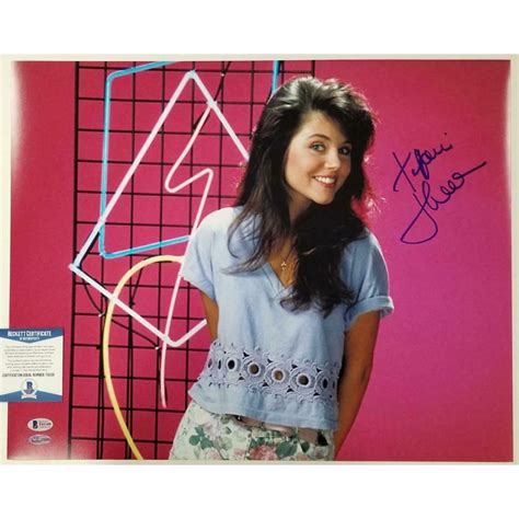 Tiffani Thiessen Saved By The Bell Wallpaper