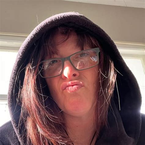 Mel Abbott Mel Abbott • Threads Say More