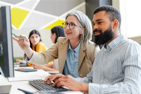 8 Innovative Lms Elearning Solutions Sid