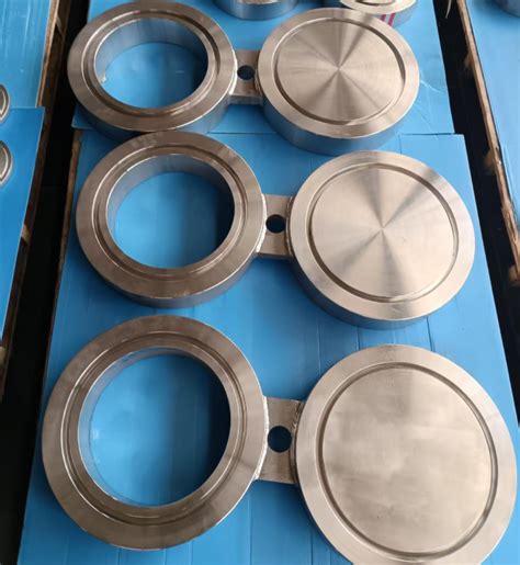 News Spectacle Blind Flange Production Process And Selection Guide