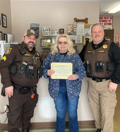 Sheriff Awards Humane Society Director For Service To Hillsdale County