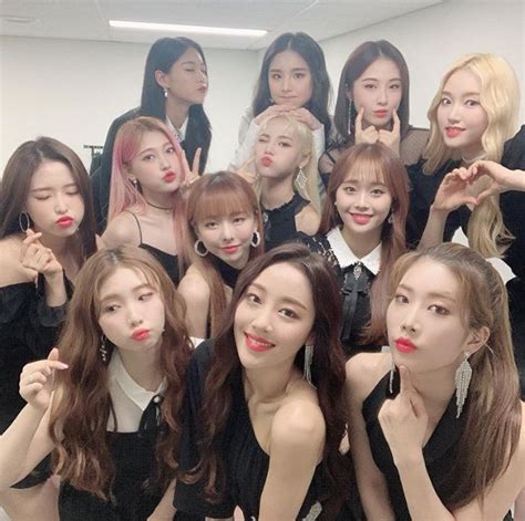 Loona Ot12에 있는 Sleepy님의 핀 소녀 무대 의상 케이팝