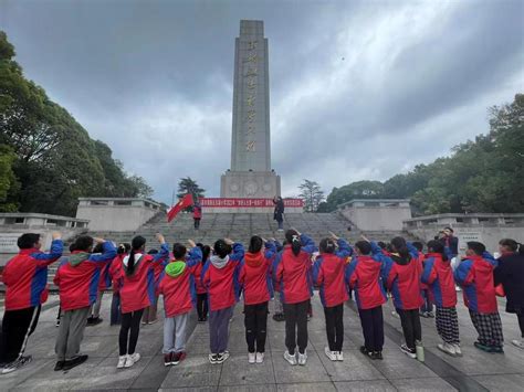 宜昌市夷陵区东湖小学开展清明祭英烈主题教育实践活动 湖北日报新闻客户端