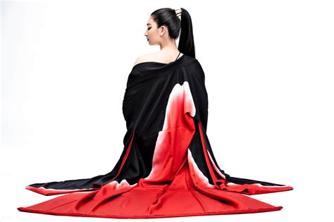 Sarina Atlas Parapop