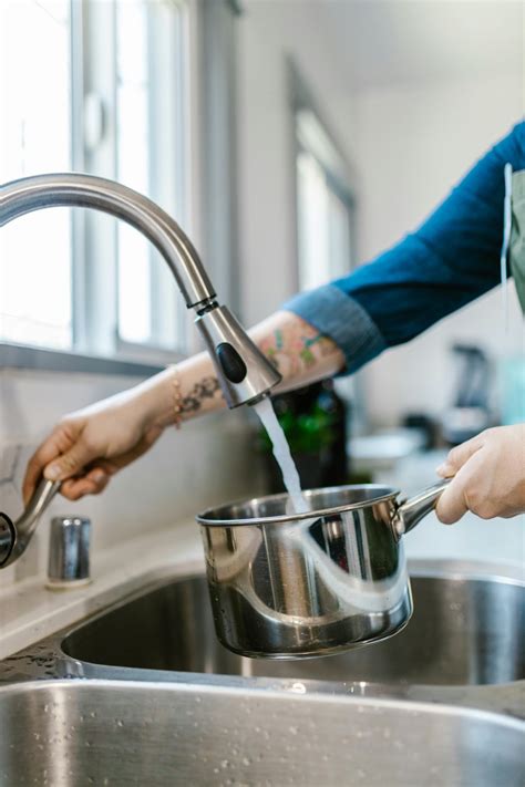 7 Ways To Troubleshoot Common Faucet Issues That Plumbers Rarely Share