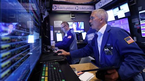 Michael Santoli Journalist Profile Intelligent Relations