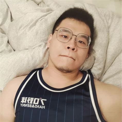 每次都是中國 在他們旁邊真的很衰欸