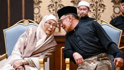 Pm Lee Congratulates Anwar Ibrahim On His Appointment As Malaysias