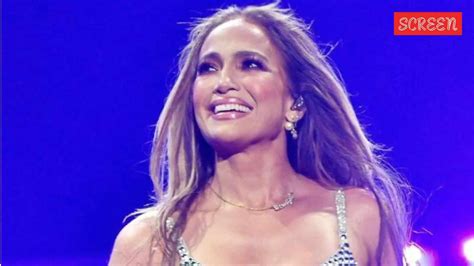 Jennifer Lopez Laughs Off Wardrobe Malfunction As Skirt Falls On Stage