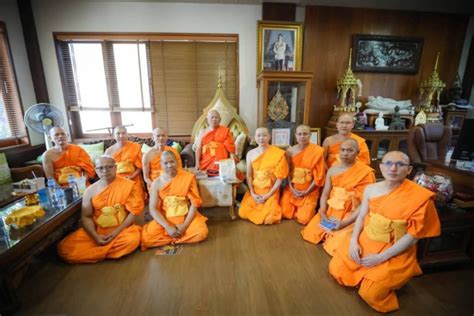 10 วัดพระธรรมกายภาคพื้นโอเชียเนีย เข้ากราบพระราชวชิรธรรมวิเทศ ข่าว