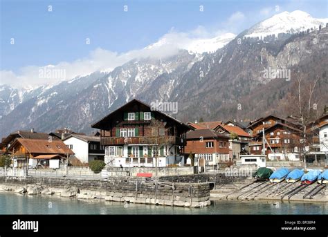 Beautiful Waterfront Homes On Lake Brienz In Brienz Berne