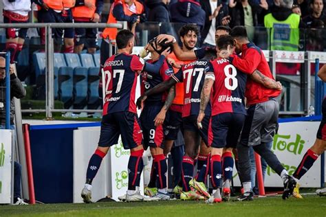 Bari Cagliari E Parma Le Favorite Per Lultimo Posto In Serie A Ecco