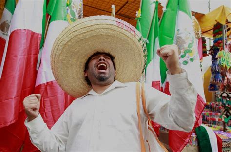 Mexicano Grito El Deforma Un No Ticiero De Verdad