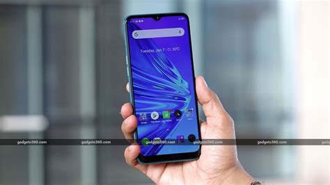 Realme I Vs Redmi Note Which Of These Popular Smartphones Should You Buy Gadgets
