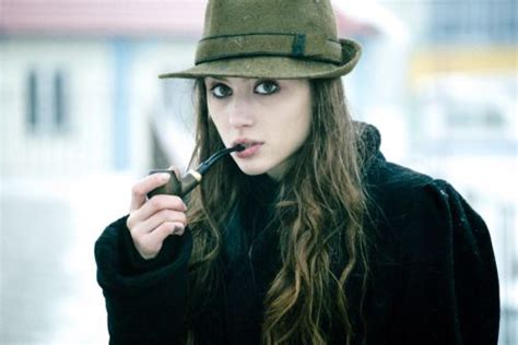Pin By Richard Sckull On Women Pipe Smokers Women Smoking Girl