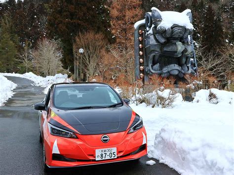 ウルトラ怪獣生みの親が描いた大迫力のラッピングカー鬼タクが京都府福知山市に登場 Webモーターマガジン
