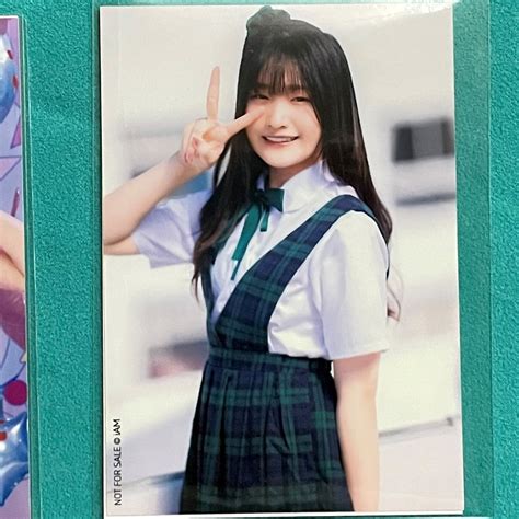 รูปปก รูปสุ่ม จาก Bnk48 Cd Photobook 13th Single Shoujotachi Yo วันใหม่ [ Janry L Marine Micha