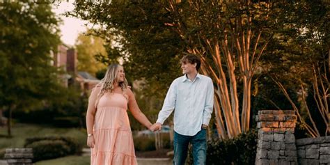 Josey Balllard And Seth Waterss Wedding Website The Knot