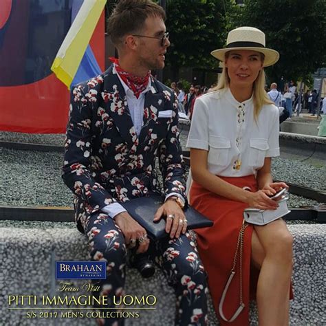 DIY Tree Branch Art Piece DIY Tree Branch Art Piece