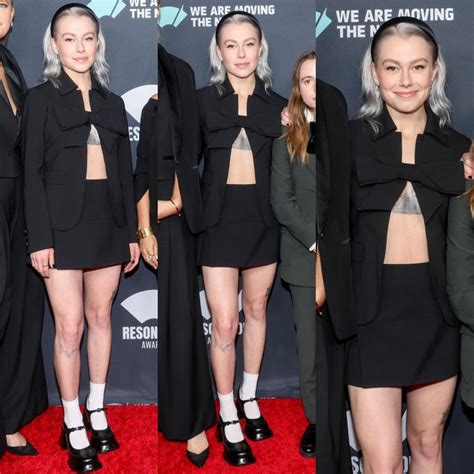Phoebe Bridgers R Celebritylegs