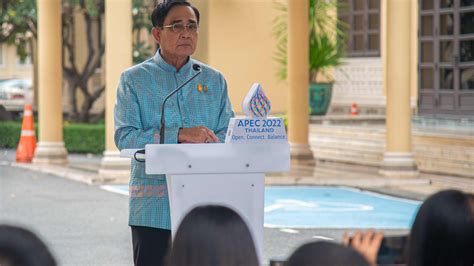 Thai Court Suspends Prime Minister Prayuths Pending Term Limit Review