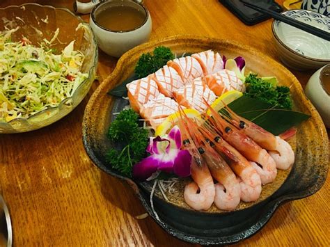 浅草屋 甜虾三文鱼拼盘