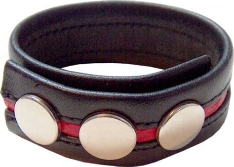Acheter un cockstrap rouge Boutique d anneaux de pénis