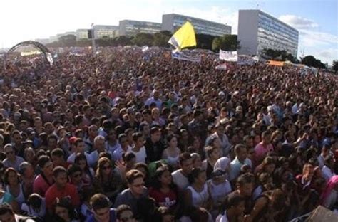 Eliseu Antonio Gomes Pronunciamento De Silas Malafaia Na Manifestação