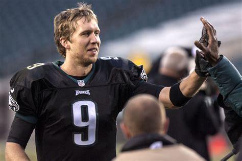 Philadelphia Eagles Qb Nick Foles Returns On Two Year Deal