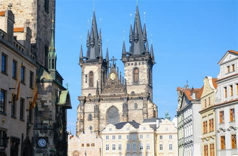 무료 이미지 건물 샤토 도시 풍경 경계표 정면 교회에 성당 프라하 니콘 관광 여행 수로 예배 장소 첨탑 마을 광장 공회당 D300 고딕