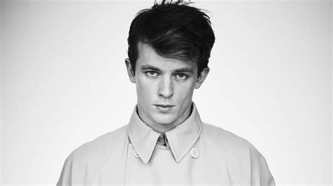 Jannis Niewöhner Im Esquire Interview über Männer Mit Haltung