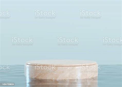 둥근 대리석 연단은 물에 서 있고 푸른 배경이다 제품 화장품 프리젠테이션을 위한 모형 미용 제품을 위한 받침대 또는 플랫폼 텅