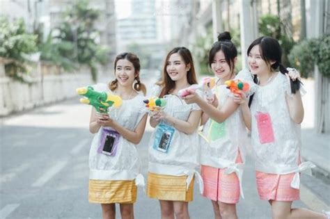 แฟชั่นสงกรานต์ แต่งยังไงให้น่ารัก