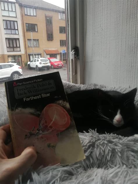 Iacr [farthest Star] By [frederick Pohl And Jack Williamson] R Iamcurrentlyreading