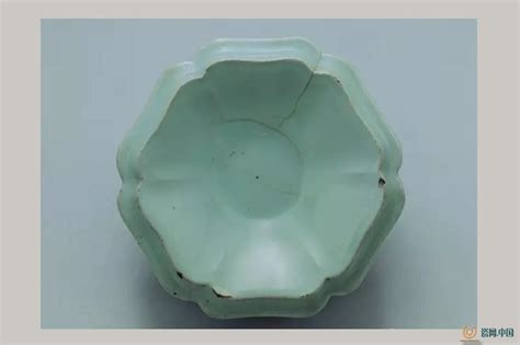 台北故宫博物院宋官窑青瓷特展二细节图