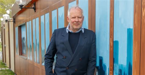 Axel Milberg Nach Tatort Ausstieg Teilt Er Gegen Krimis Aus